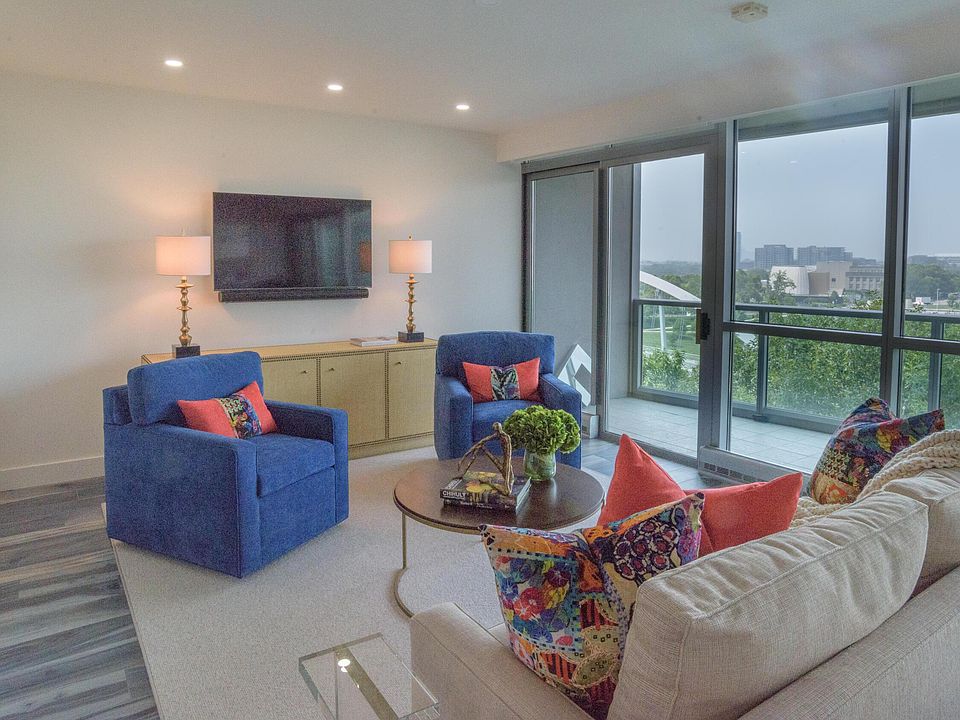 1 Miranova Pl Columbus, OH, 43215 - Apartments for Rent | Zillow