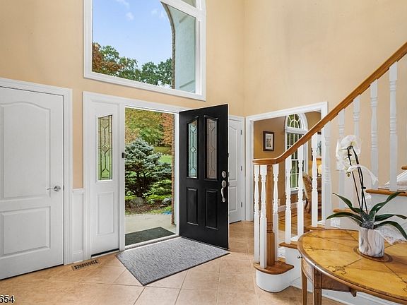 7 Old Dutch Rd, Warren, NJ 07059 | MLS #3872983 | Zillow