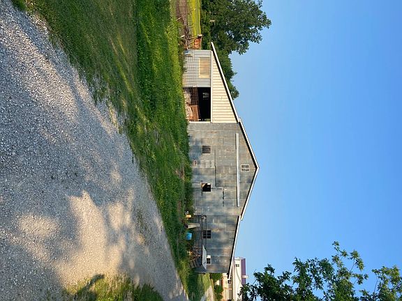 1230 Shady Grove Whickervle Rd, Hardyville, KY 42746 | MLS #11182632 ...