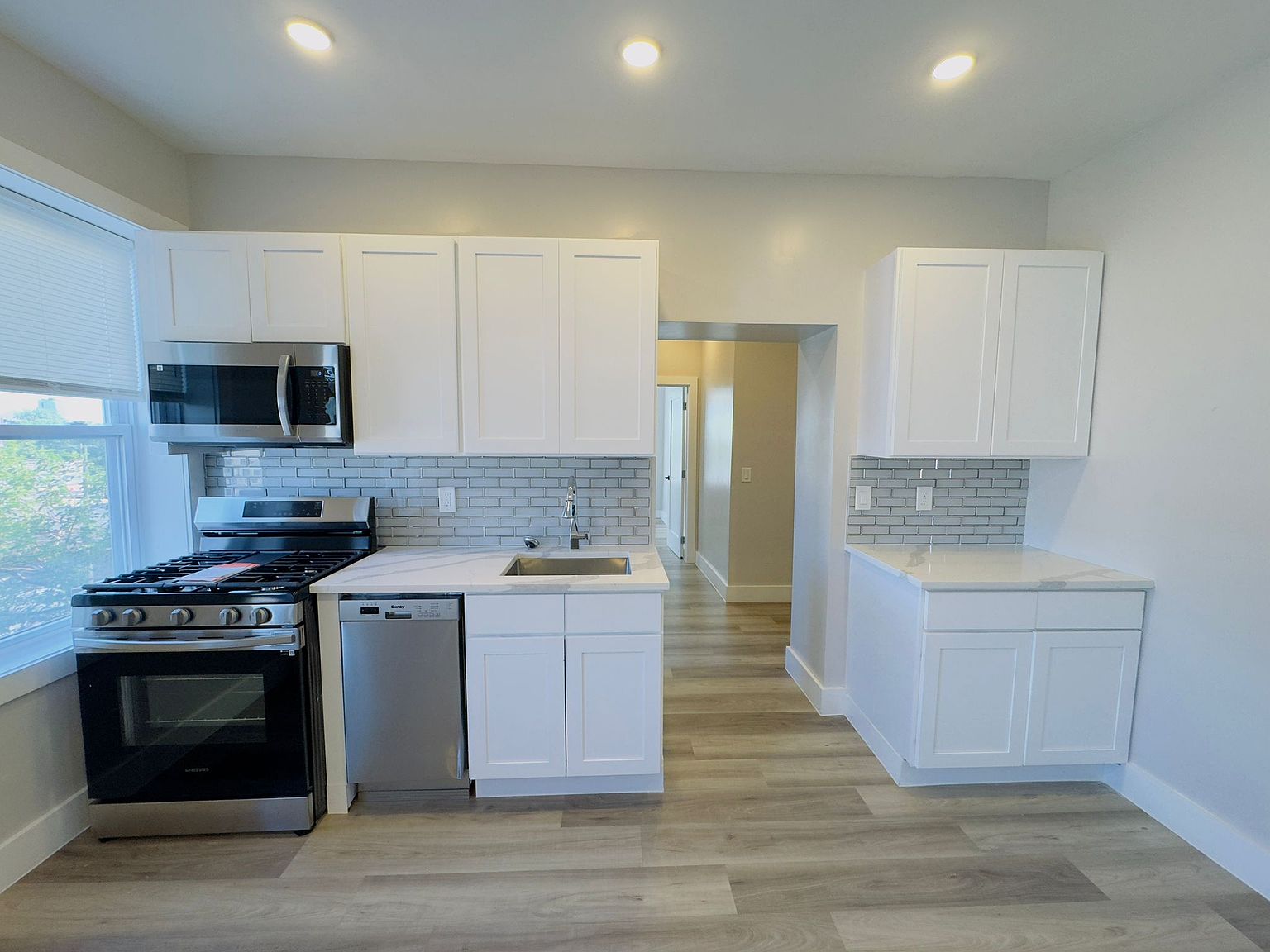 384-86 Baldwin Ave #19, Jersey City, NJ 07306 | Zillow