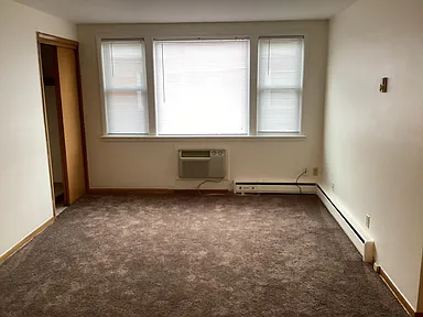 Wickliffe Manor - 30438-30446 Euclid Ave Wickliffe OH | Zillow