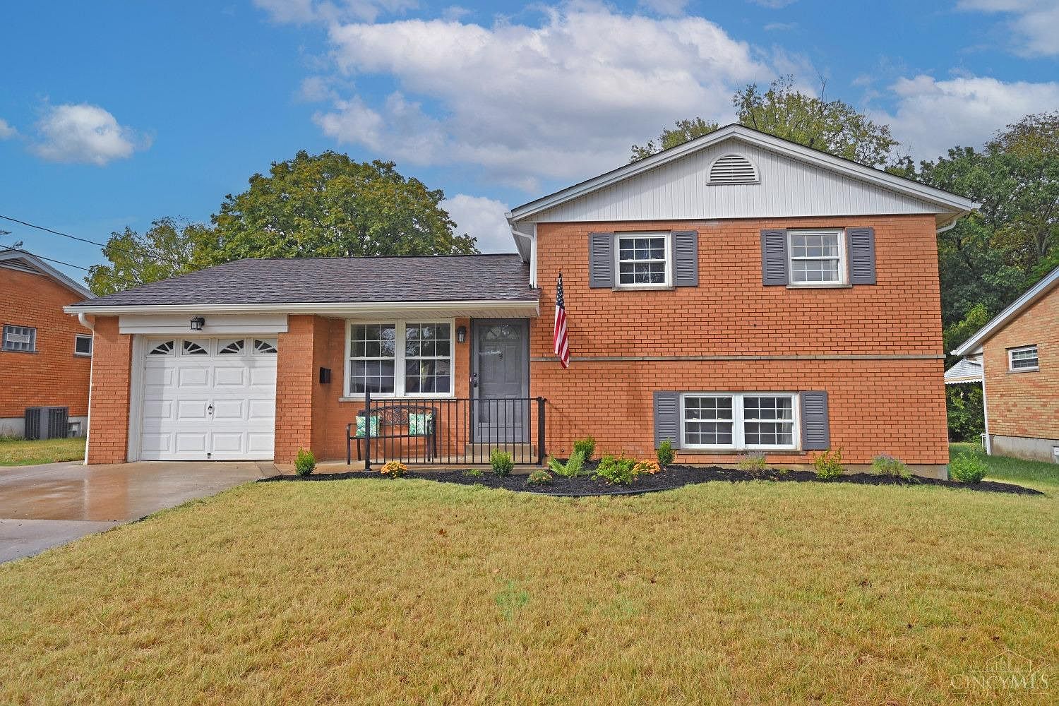 4050 Mefford Ln, Cincinnati, OH 45241 | Zillow