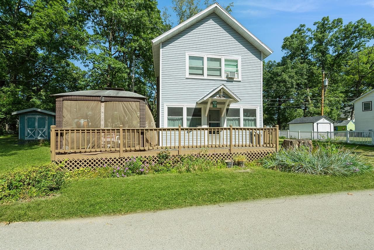 1624 Jackson Park DRIVE, Delavan, WI 53115 | Zillow