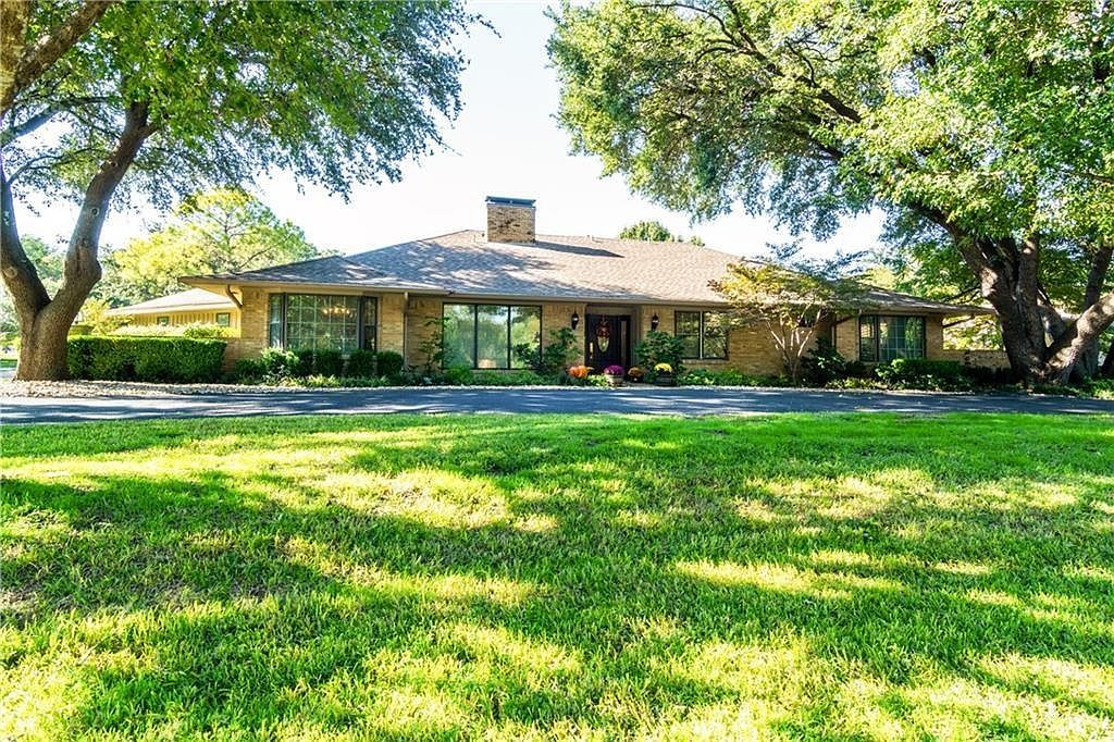 11419 Rosser Rd, Dallas, TX 75229 | Zillow