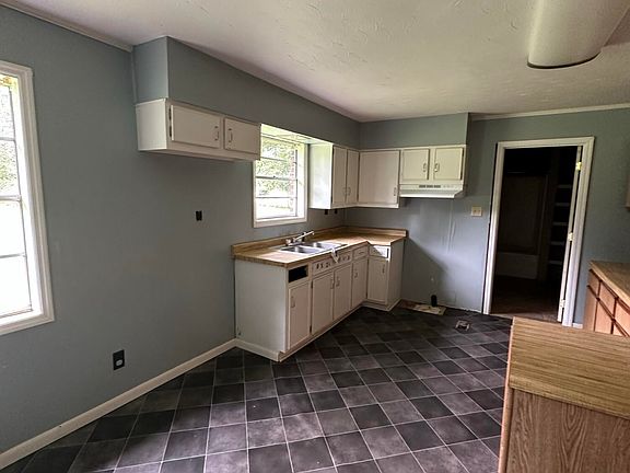 334 Red Witt Rd, Williamsburg, KY 40769 | MLS #23016942 | Zillow