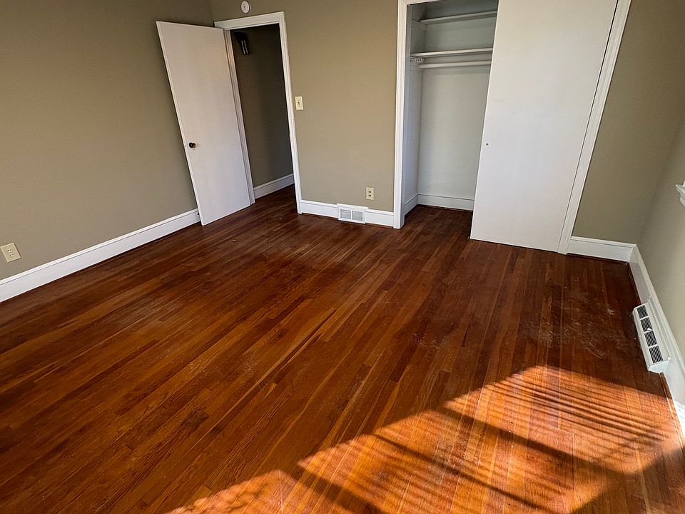 2922 Pleasant Garden Rd Greensboro NC | Zillow