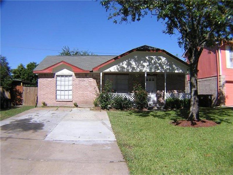 3310 Rockrill Dr, Houston, TX 77045 | Zillow