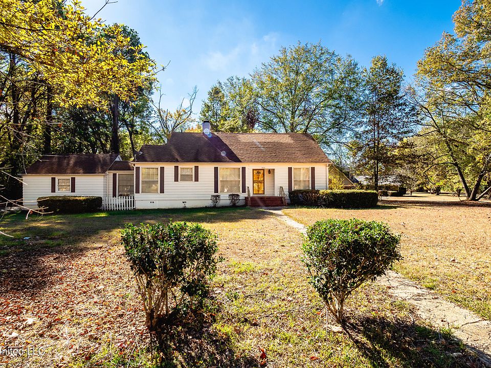 825 Colonial Cir, Jackson, MS 39211 | Zillow 825 Colonial Cir, Jackson, MS 39211 | Zillow
