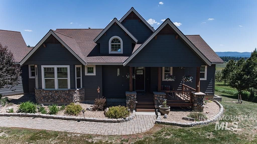 35 Joshua Dr, Cascade, ID 83611 | Zillow