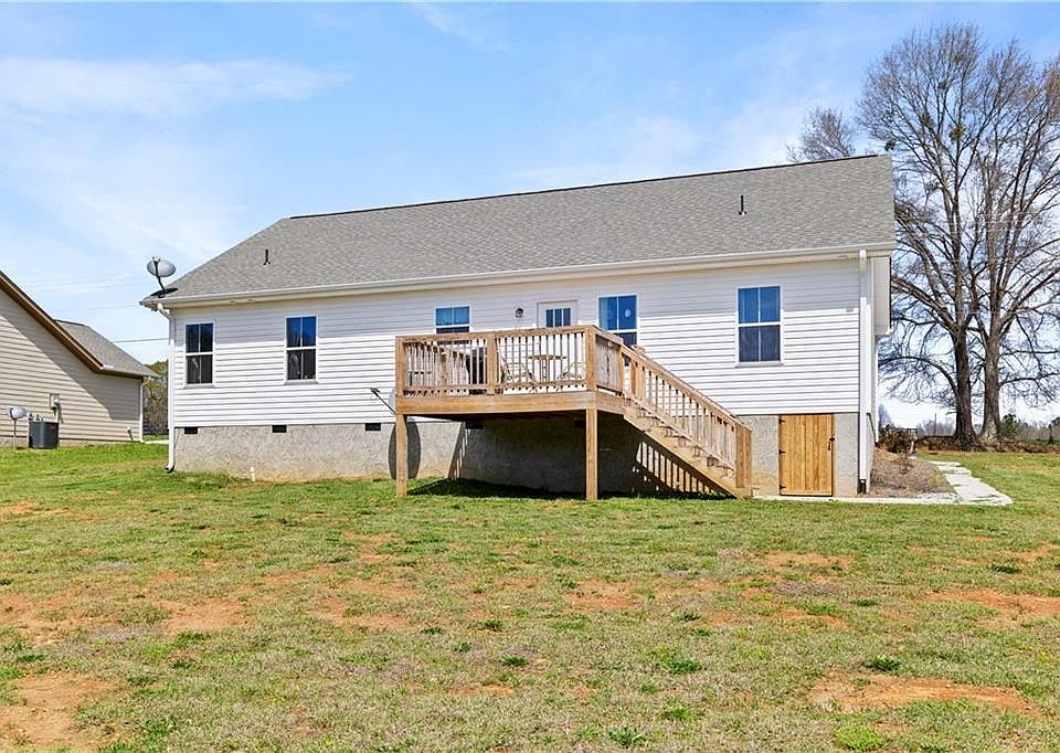 364 Winstead Rd, West Union, SC 29696 | Zillow