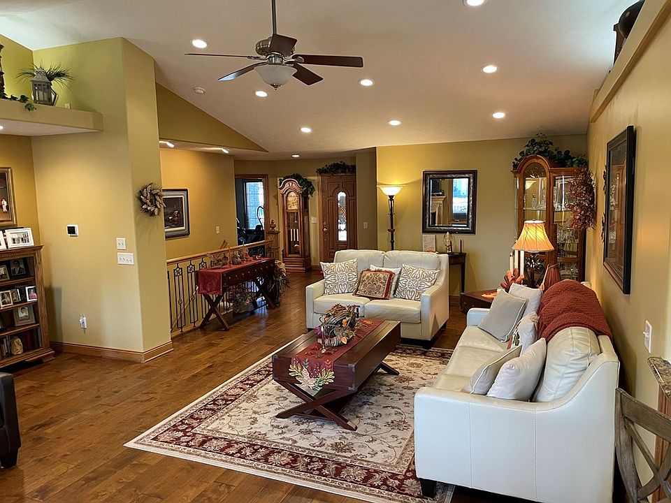 4019 Sandalwood Dr, Grand Island, NE 68803 | Zillow