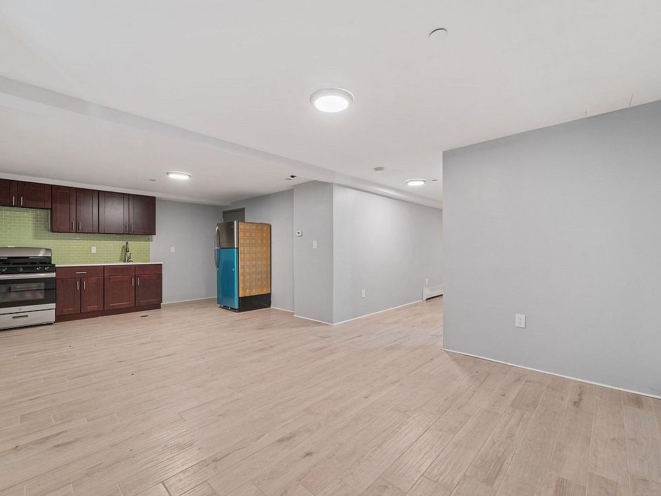 727 E 181st St Bronx NY | Zillow