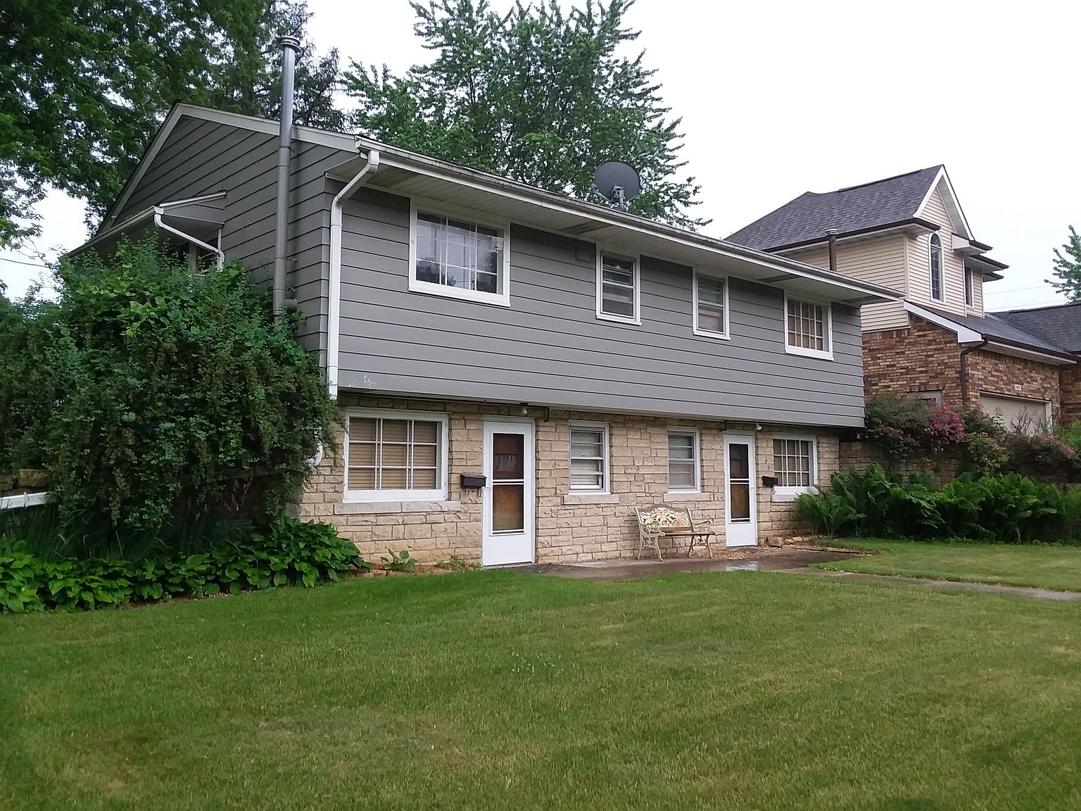 1411 1/2 Rochester Ave, Iowa City, IA 52245 | Zillow