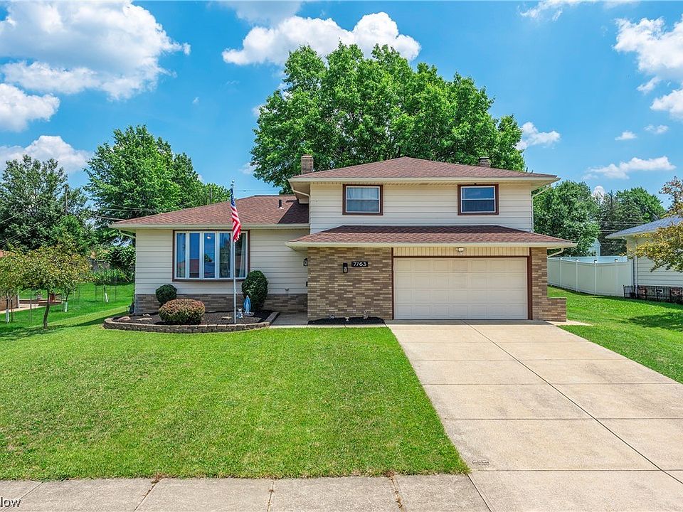 7163 Lee Dr, Parma, OH 44134 | Zillow
