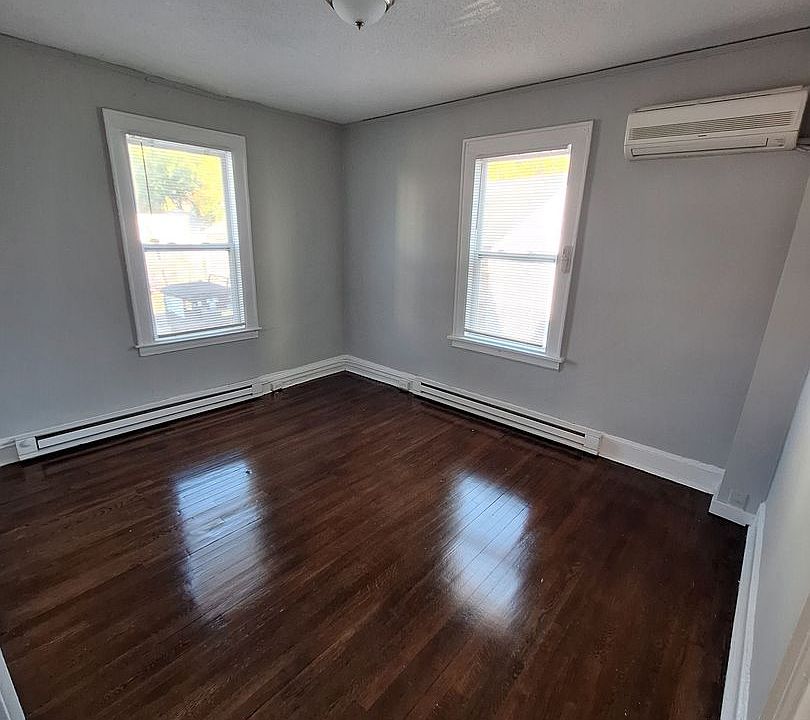 Stratford Ave Apartments - 1160 & 1180 Stratford Ave Stratford CT | Zillow