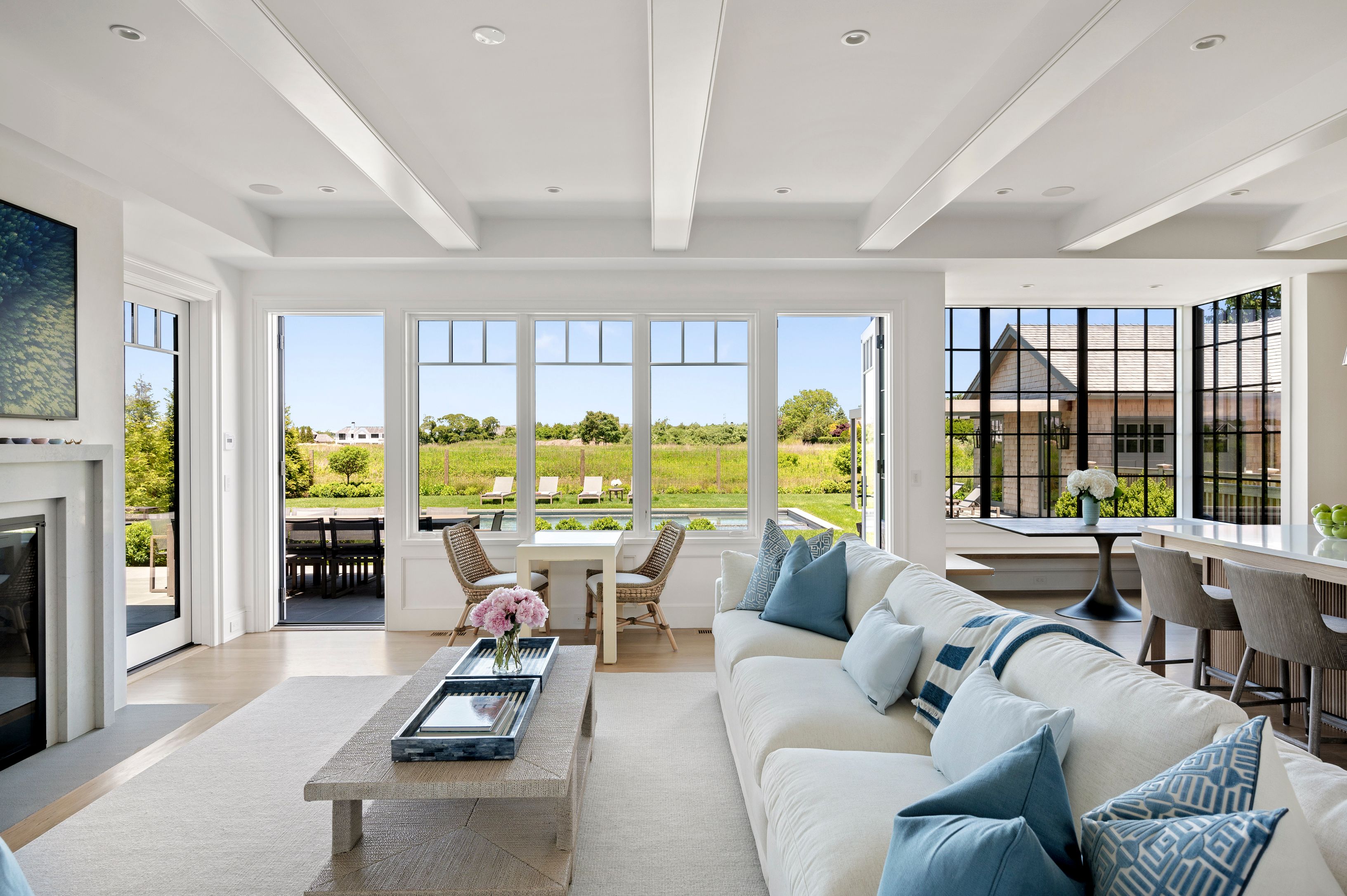 73 Pleasant Ln, Southampton, NY 11968 | Out East