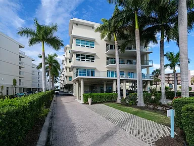 6512 Midnight Pass Rd Sarasota FL | Zillow