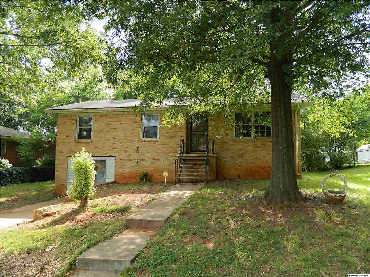 3208 Bayless Dr SW, Huntsville, AL 35805 | Zillow
