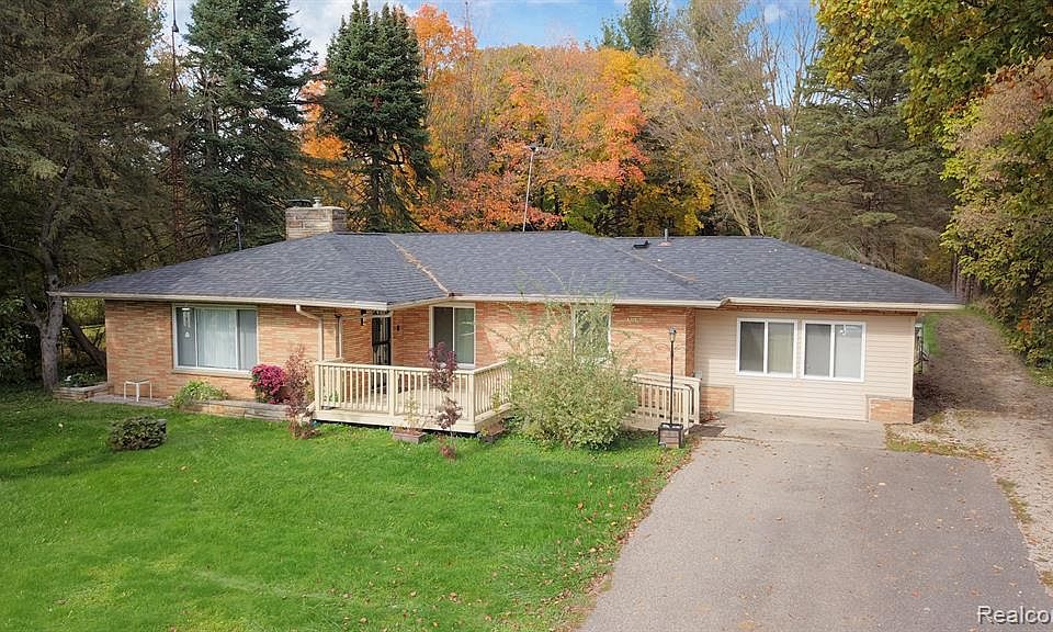 8075 Davison Rd, Davison, MI 48423 | MLS #20230090321 | Zillow