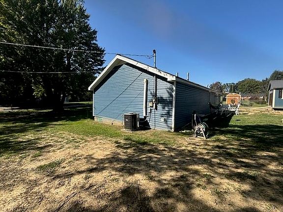 322 Luzerne Depoy Rd, Greenville, KY 42345 | Zillow