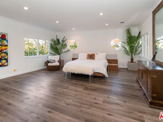 10401 Wyton Dr, Los Angeles, CA 90024 | MLS #21742160 | Zillow