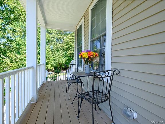 3 Eagle Dr, Southbury, CT 06488 | MLS #170595575 | Zillow