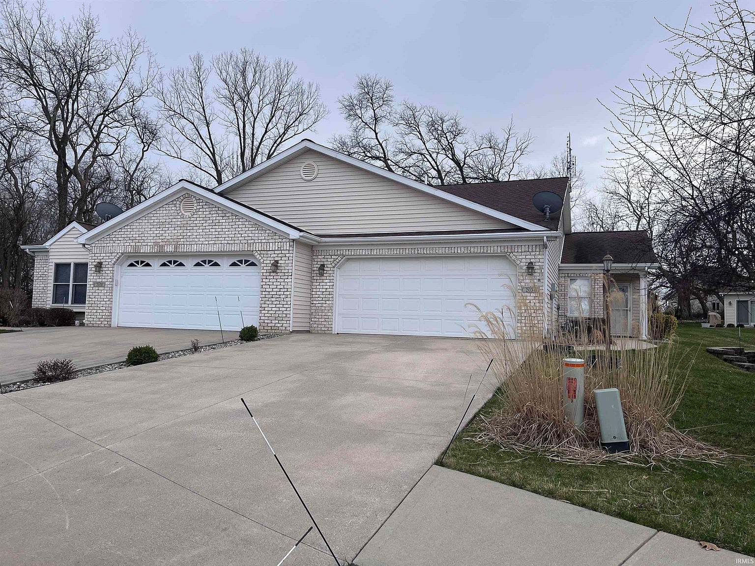2034 Dausha Ct, Warsaw, IN 46580 | Zillow