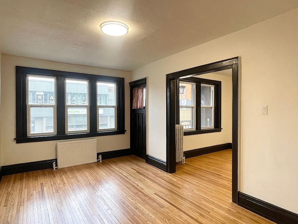 624 Main Street East, Hamilton, Ontario - 624 Main St E Hamilton ON ...