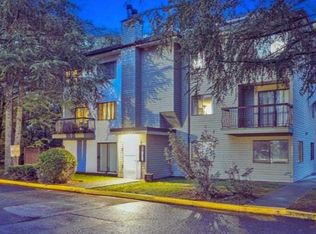 7139 133a St #206, Surrey, BC V3W 8A1 | MLS #R2848312 | Zillow