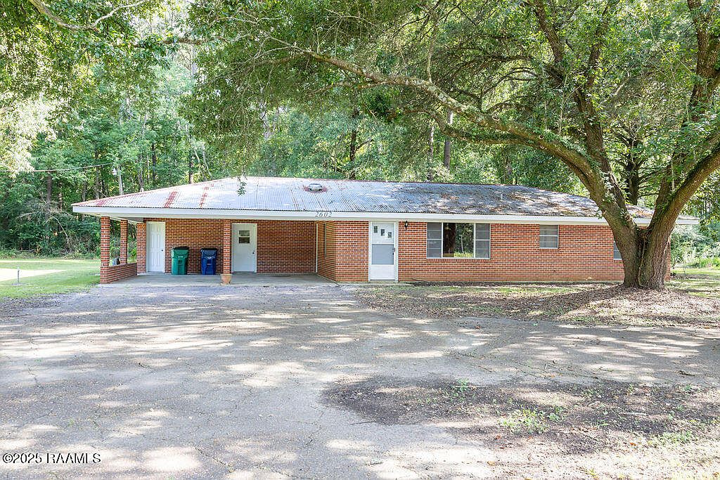 2602 Basile Eunice Hwy, Basile, LA 70515 | MLS #2500001402 | Zillow