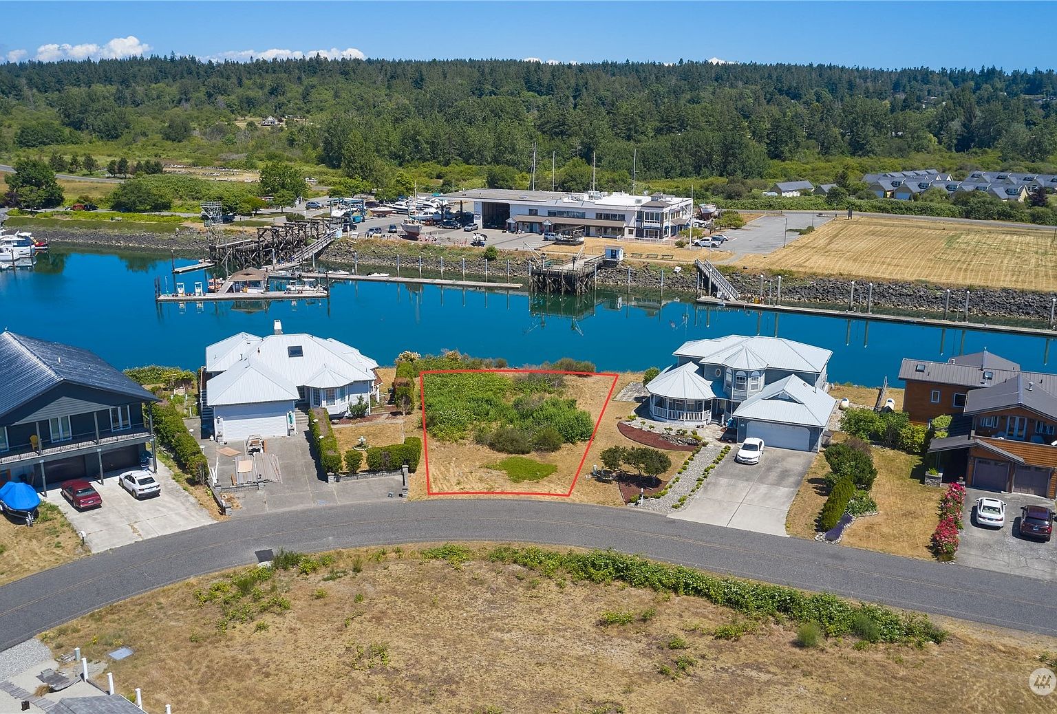 46 Harbor Seal Drive, Pt Roberts, WA 98281 | MLS #2223391 | Zillow