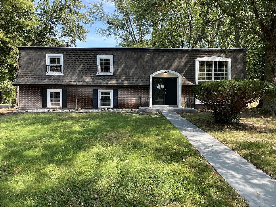 12664 Partridge Run Dr, Florissant, MO 63033 | MLS #23057415 | Zillow