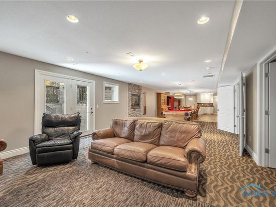 10915 Reed Rd, Monclova, OH 43542 | MLS #6068275 | Zillow