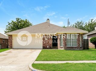 847 Rockett Ln, Cedar Hill, TX 75104 | Zillow
