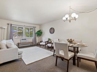 5625 West Brown Deer ROAD UNIT 203, Milwaukee, WI 53223 | Zillow