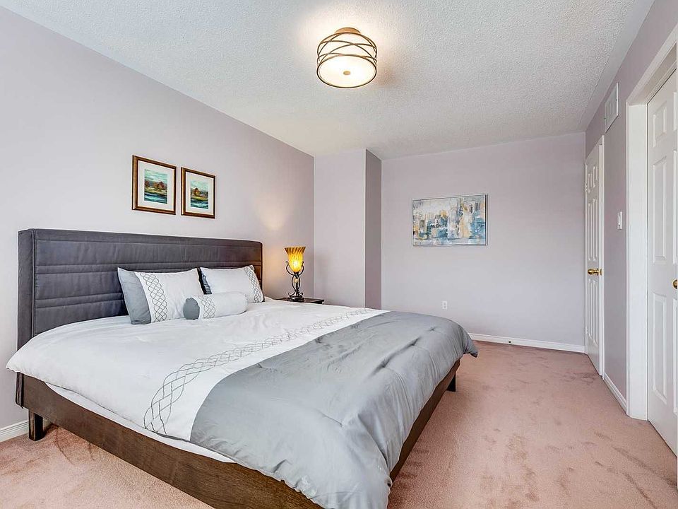 1385 Brookstar Dr, Oakville, ON L6M 3W2 | Zillow