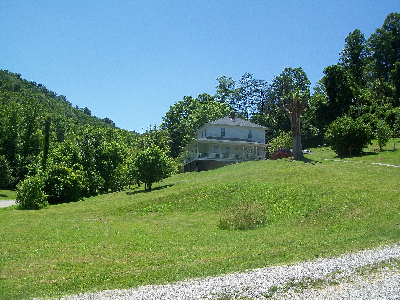 524 Whistle Creek Rd, Newcomb, TN 37819 | Zillow