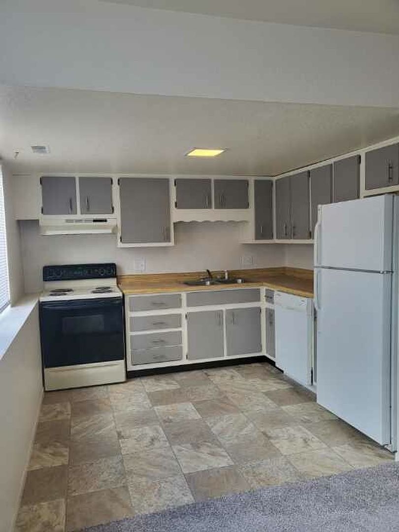 5560 Bowden Loop #D933A6A10, Colorado Springs, CO 80915 | Zillow