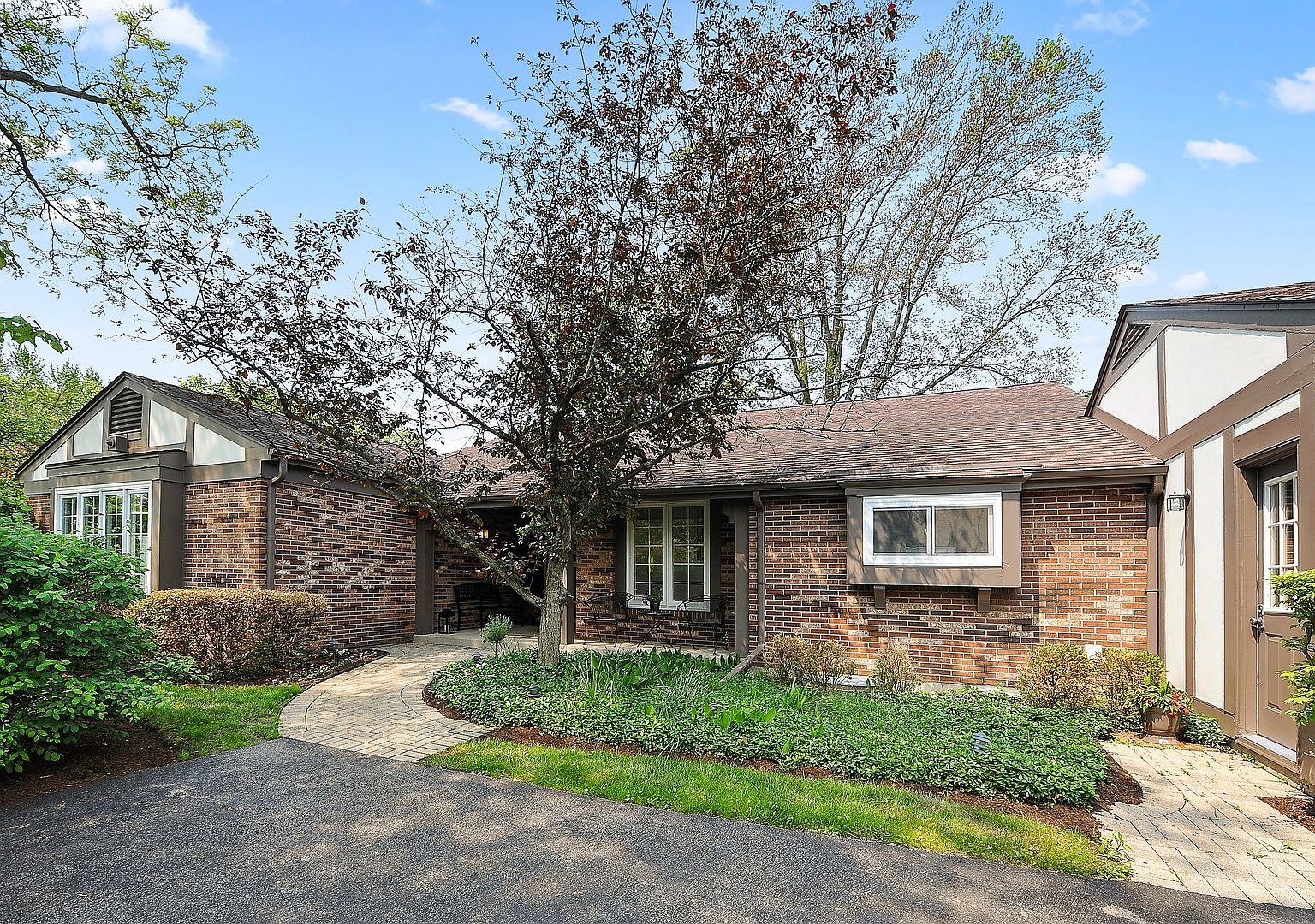 1600 Sunset Ridge Rd, Glenview, IL 60025 | Zillow