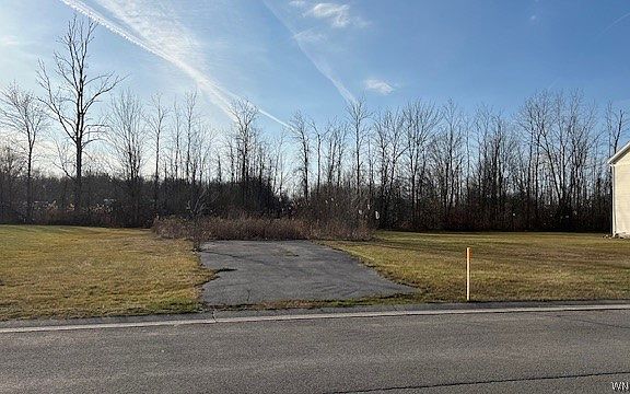 6804 Erica Ln #28, Lockport, NY 14094 | Zillow