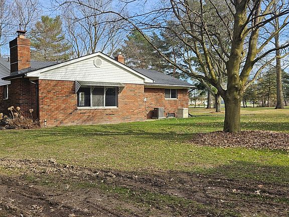 52521 North Ave, Macomb, MI 48042 | Zillow