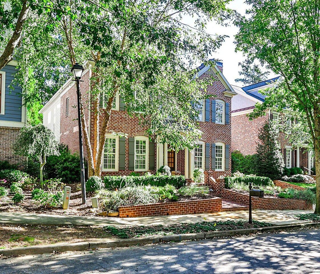 952 Manor Parc Dr, Decatur, GA 30033 | Zillow