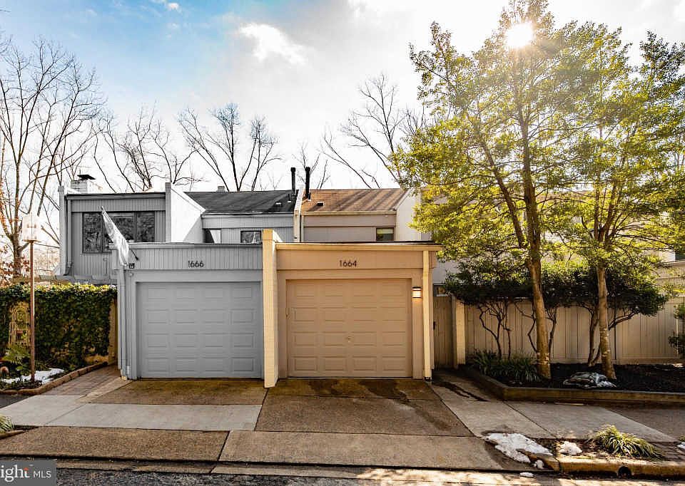 1664 Waters Edge Ln, Reston, VA 20190 | Zillow
