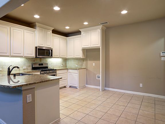 643 Matthew Pl, Richardson, TX 75081 | Zillow