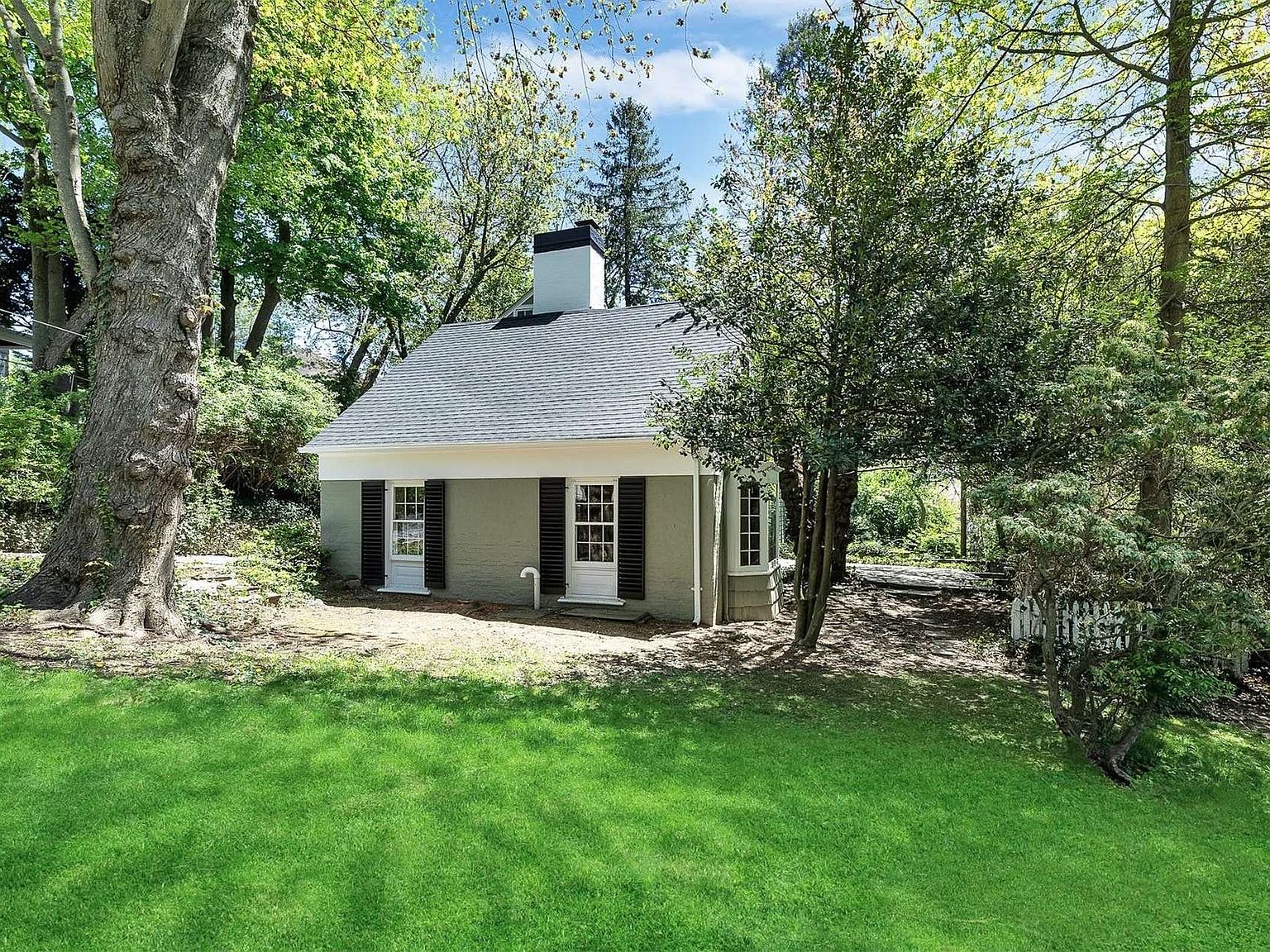 92 Ivy Way, Port Washington, NY 11050 | Zillow