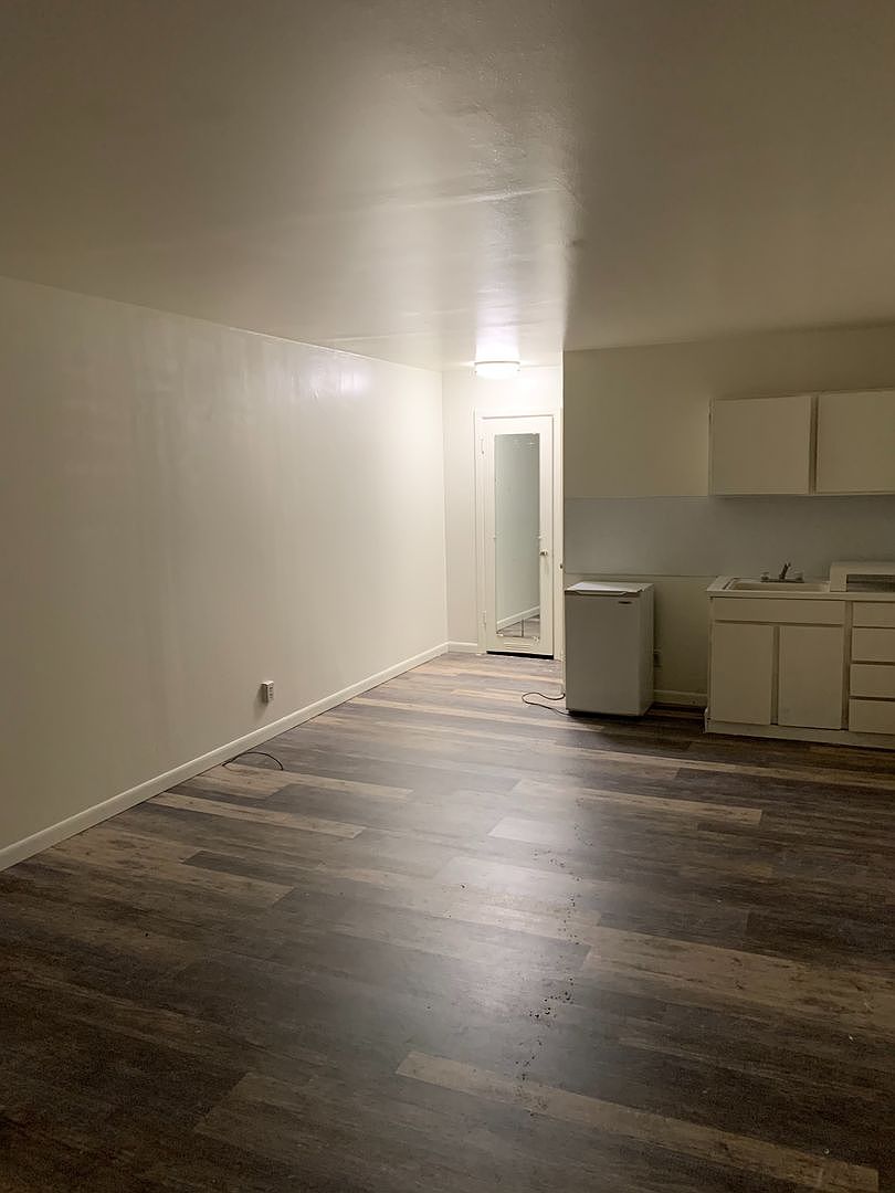 1067 NE Stephens St #8, Roseburg, OR 97470 | Zillow