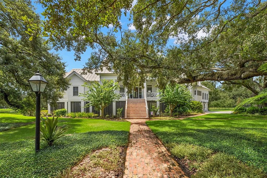 5435 Lykes Ln, Tampa, FL 33611 | Zillow