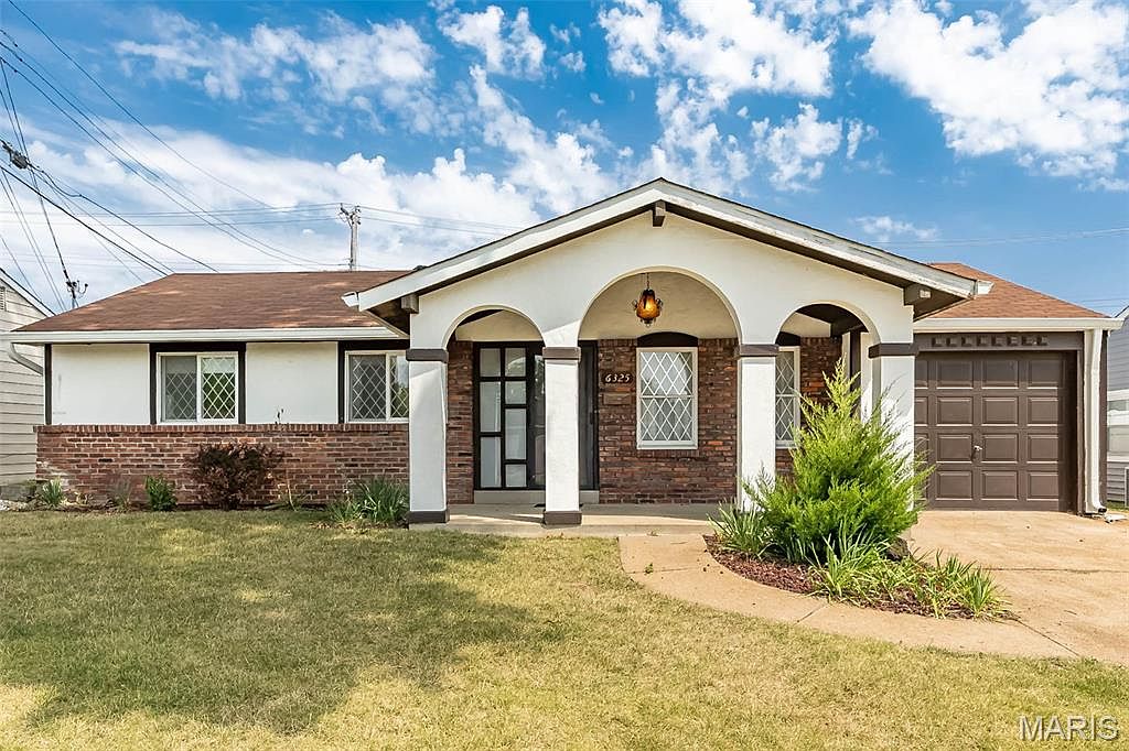 6325 Sheppard Dr, Saint Louis, MO 63123 | Zillow