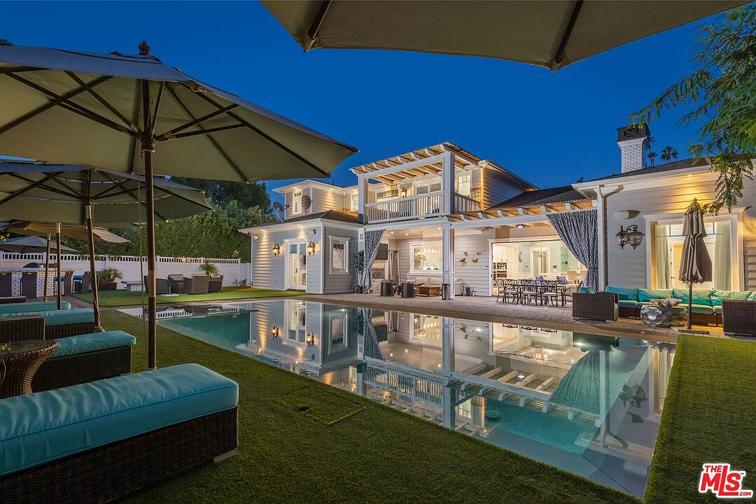 18641 Cassandra St, Tarzana, CA 91356 | Zillow