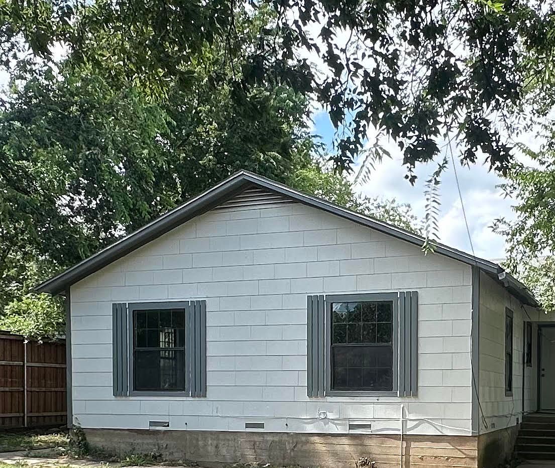 4613 Vinson St, Fort Worth, TX 76103 | Zillow